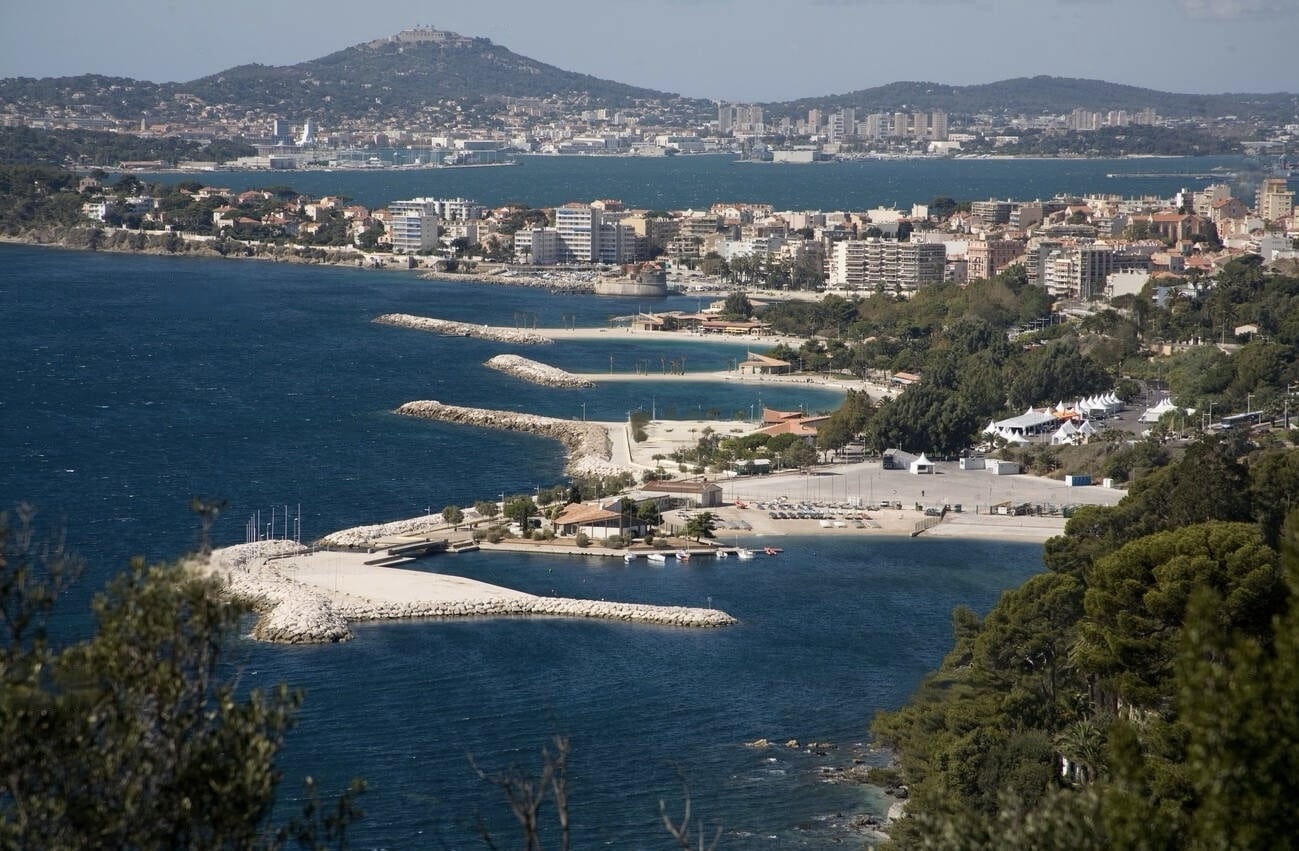 Things to Do in Toulon (2026) — Where to Go First • From Paris to Provence